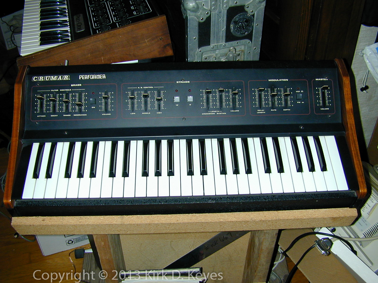 Crumar Performer | www.synthroom.com
